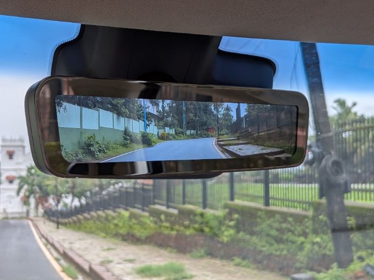 JSW MG Motor targets 1,000 M9 electric MPV sales in first year ...