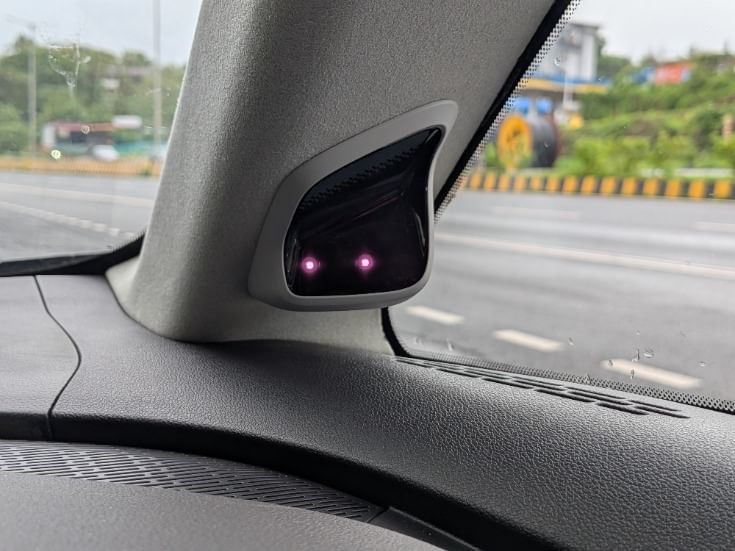 JSW MG Motor targets 1,000 M9 electric MPV sales in first year ...