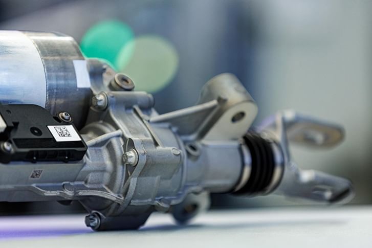 Schaeffler rear-wheel steering system goes into series production ...