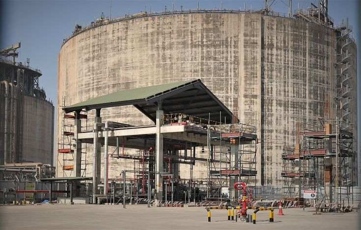 Shell Energy India opens its LNG-truck loading unit in Hazira | Autocar ...