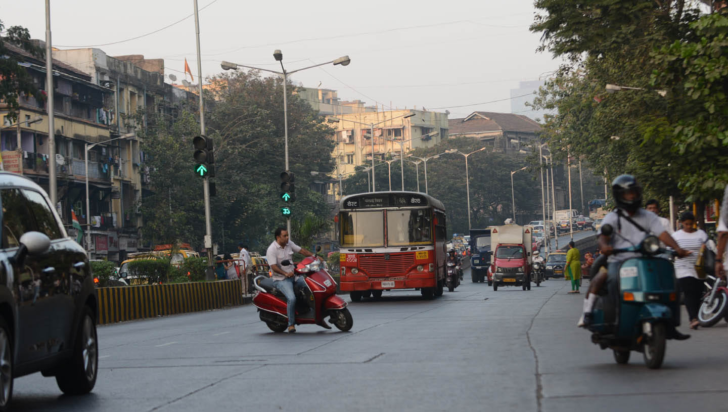 Nearly 80% of two-wheeler riders in India not conversant with road ...