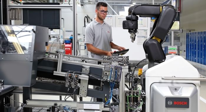 Bosch seeks 1,550 apprentices for Industry 4.0 | Autocar Professional