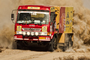 AMW trucks storm desert rally | Autocar Professional