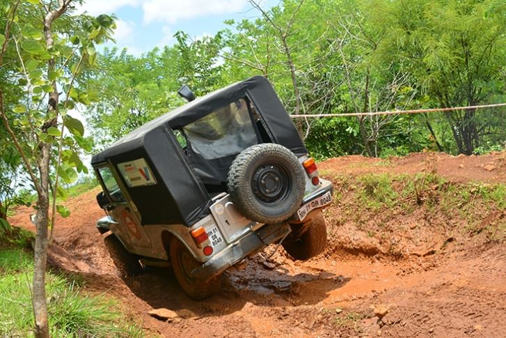 Mahindra Thar sells over 185,000 units ahead of Thar Roxx launch ...
