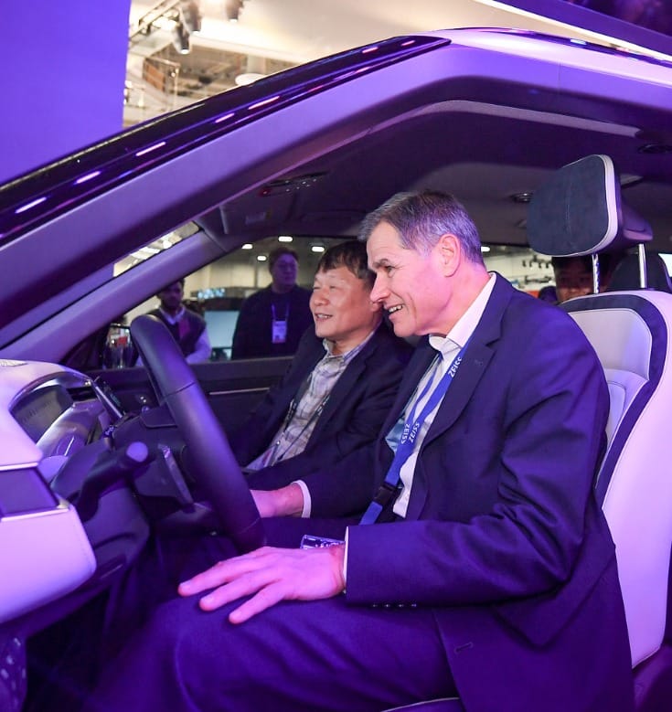 Hyundai Mobis and Zeiss unveil holographic windshield display | Autocar ...