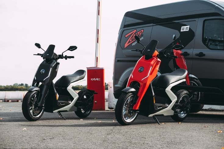 Zapp EV plans rollout of i300 urban scooter in Europe and Asia ...
